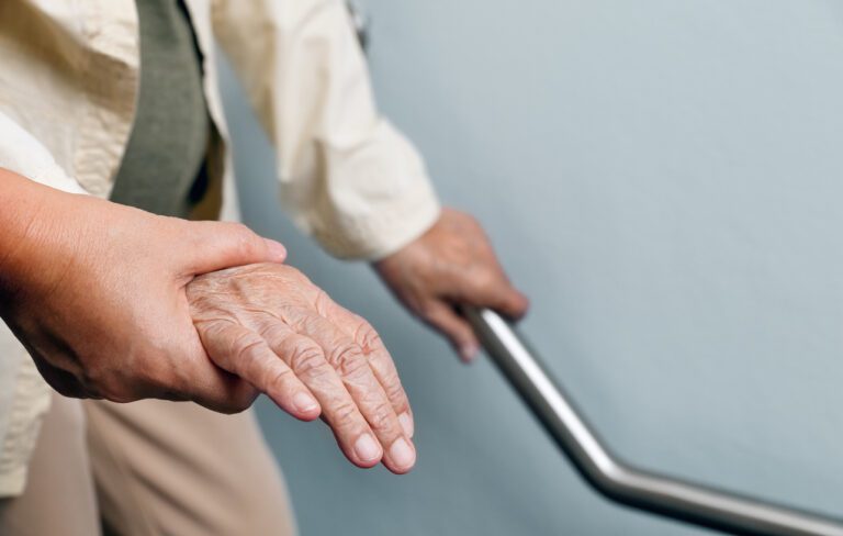 10 Reasons Why Seniors Walk with a Shuffling Gait - Cahoon Care Associates